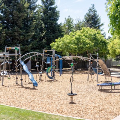 Halcyon Foothill, San Leandro CA - Neighborhood Guide | Trulia