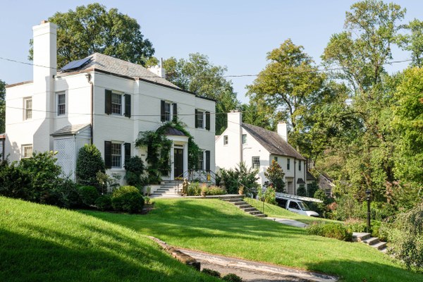 Wesley Heights, Washington DC - Neighborhood Guide | Trulia